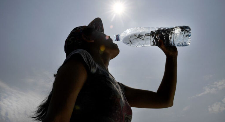 5 Hydration Hacks While Travelling - Dalani Trip Planners